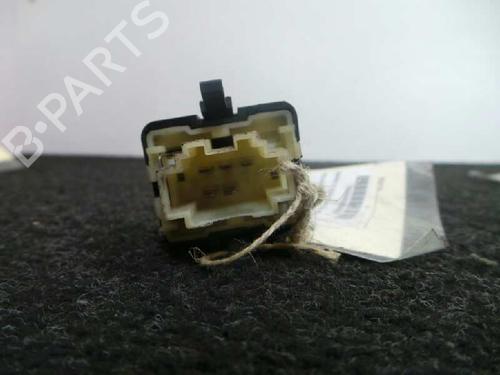 Right front window switch VW GOLF III (1H1) 2.0 GTI 16V 12208220 | B-Parts