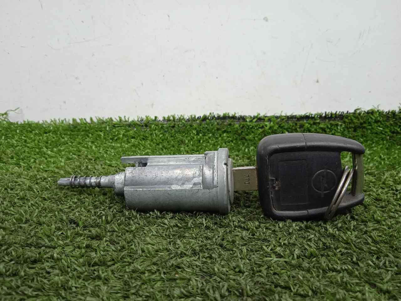 Conmutador de arranque OPEL ZAFIRA A MPV (T98) 15203536 | B-Parts