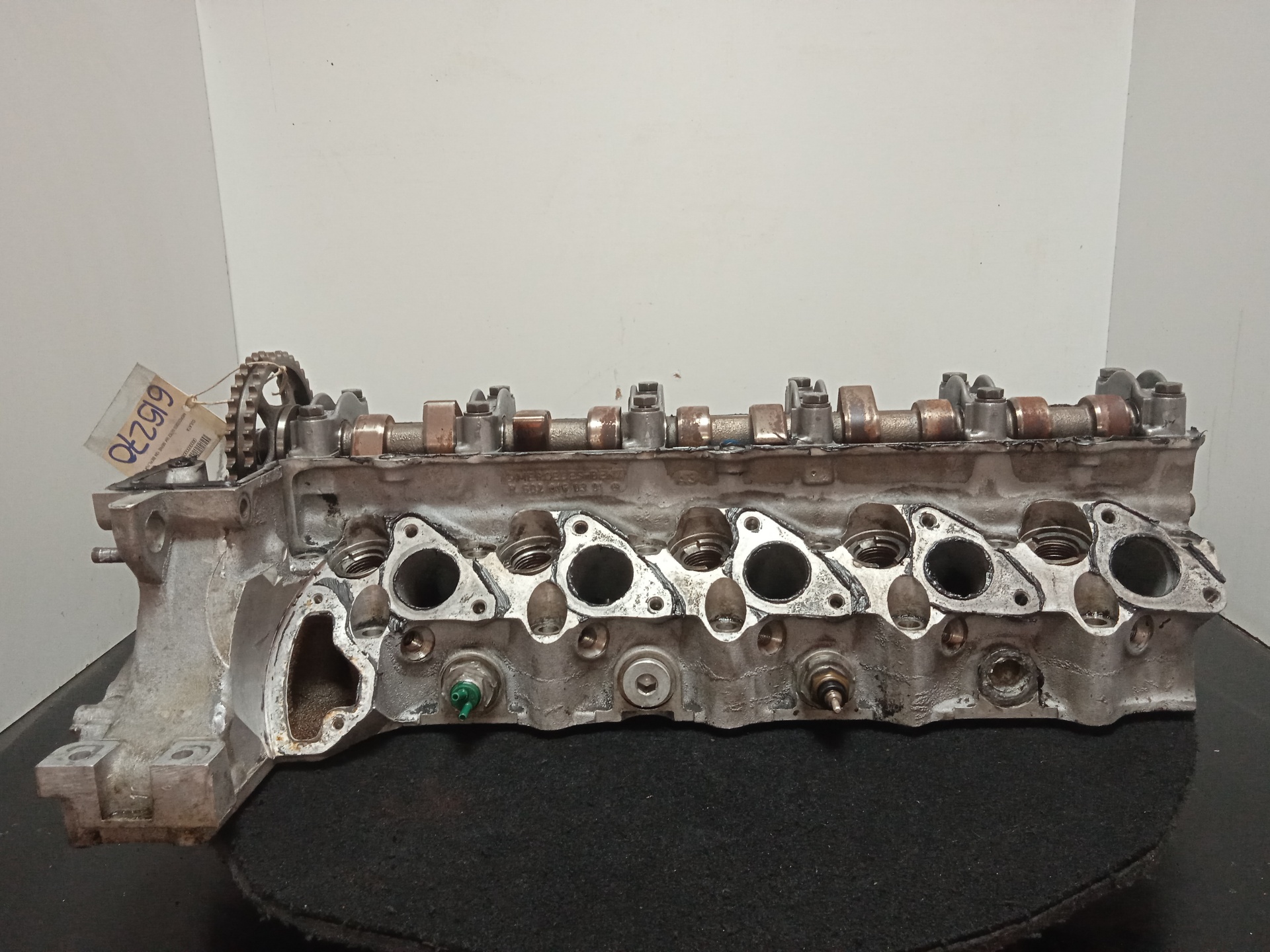 Culasse MERCEDES-BENZ 124 Saloon (W124) 13046909 | B-Parts