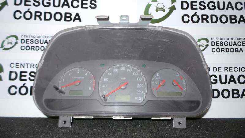 Instrument cluster VOLVO V40 Estate (645) 5702276 | B-Parts