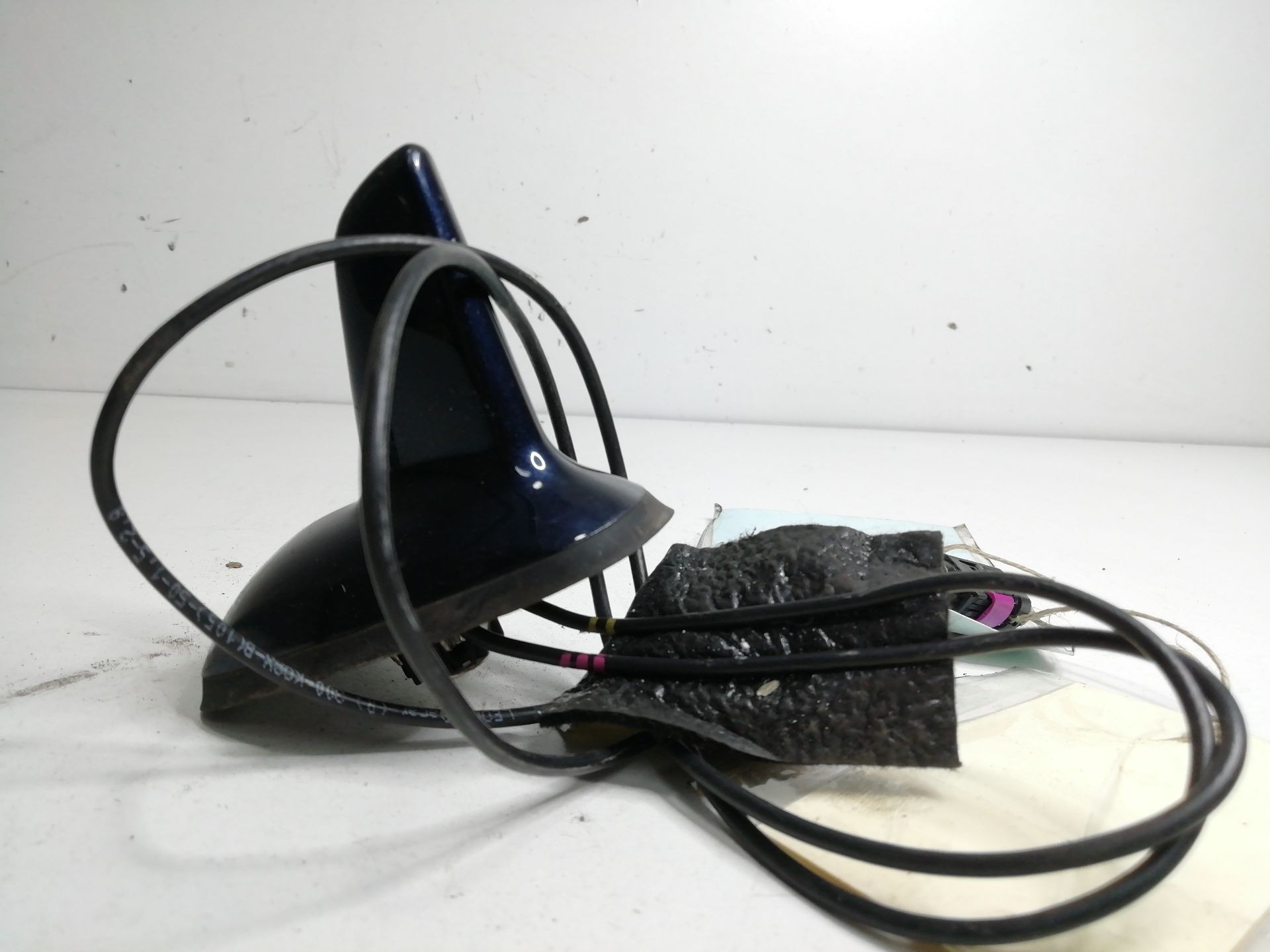 Antena/Base MERCEDES-BENZ S-CLASS (W221, V221) S 320 CDI 30902628 | B-Parts