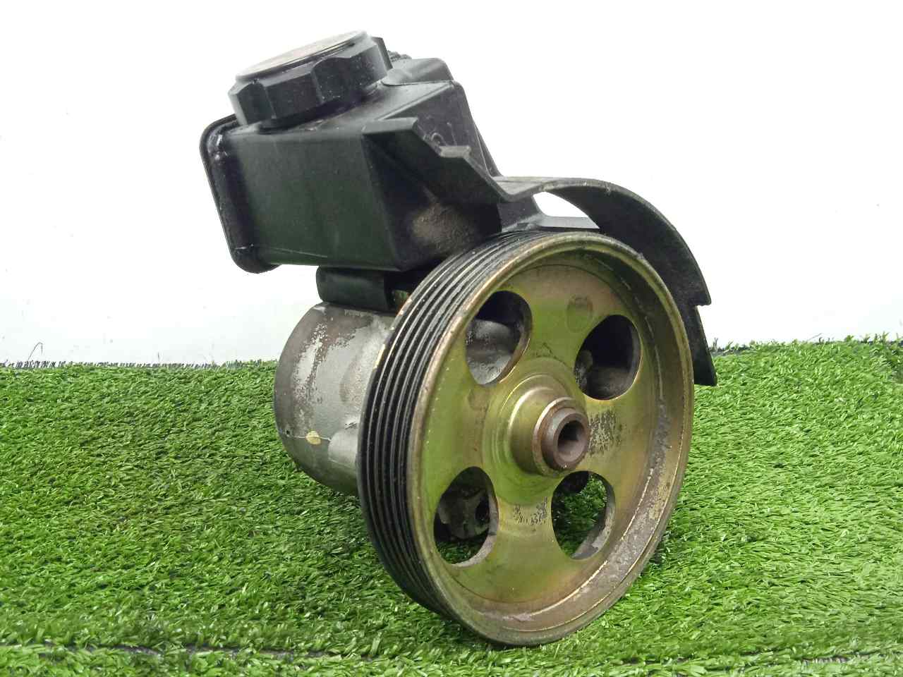 Steering pump PEUGEOT 206 Hatchback (2A/C) 13239085 | B-Parts