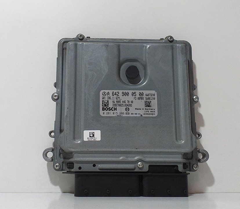 Engine control unit (ECU) MERCEDES-BENZ C-CLASS (W204) C 320 CDI (204. ...