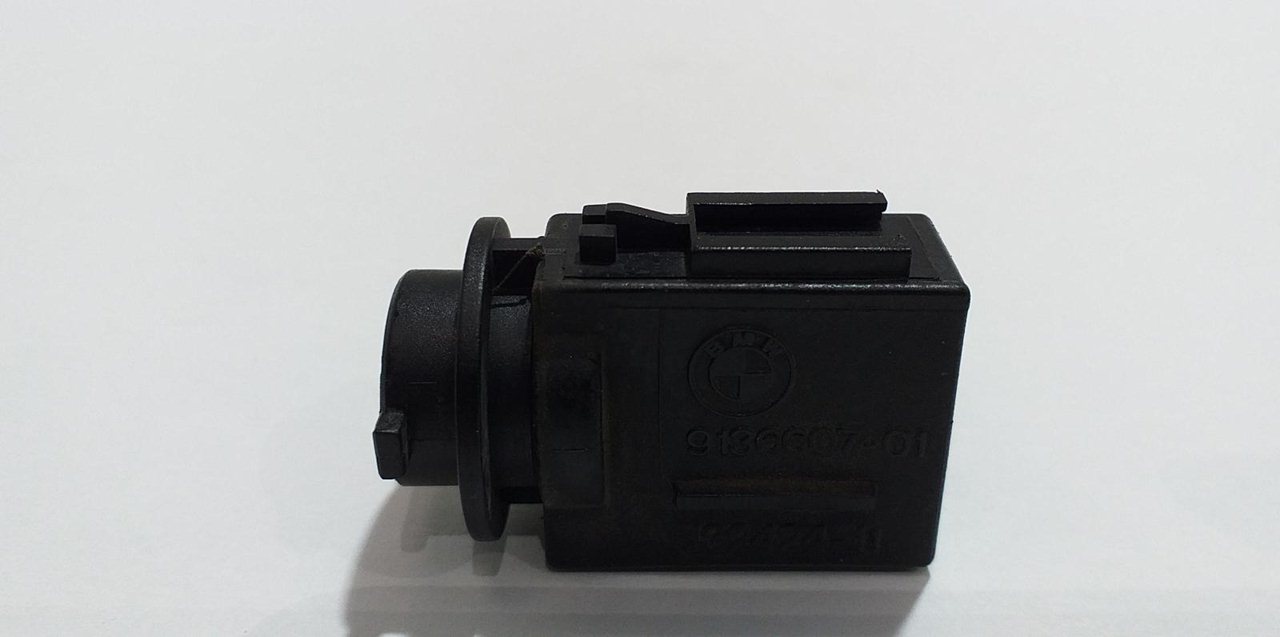 Electronic sensor BMW 6 (E63) 630 i 8238695 | B-Parts