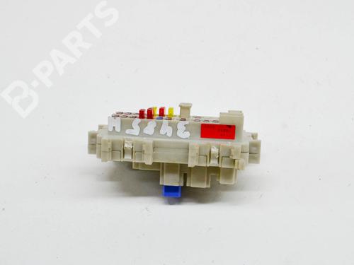 Boîte à Fusibles AUDI A4 B6 Convertible (8H7) 1.8 T quattro 10070254 ...