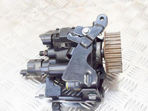Fuel pump DACIA DUSTER (HS_) 1.5 dCi 6750680 | B-Parts