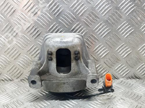 Engine mount AUDI Q5 (8RB) SQ5 TFSI quattro 6765587 | B-Parts