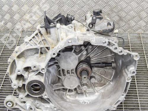 Manual gearbox VOLVO V40 Hatchback (525, 526) D2 10954580 | B-Parts