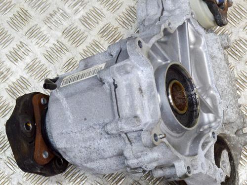 Transfer box BMW X5 (F15, F85) xDrive 30 d 8843779 | B-Parts
