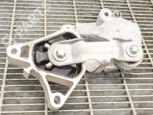 Engine mount MERCEDES-BENZ CLA Coupe (C117) CLA 220 CDI / d (117.303 ...