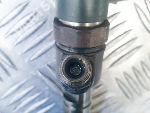 Injection rail VOLVO V70 III (135) D5 6864076 | B-Parts