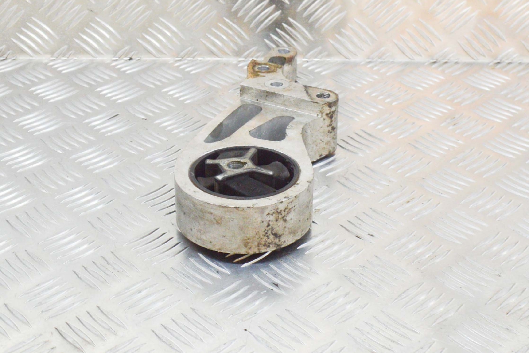 Engine mount VOLVO V40 Hatchback (525) D4 6769843 | B-Parts