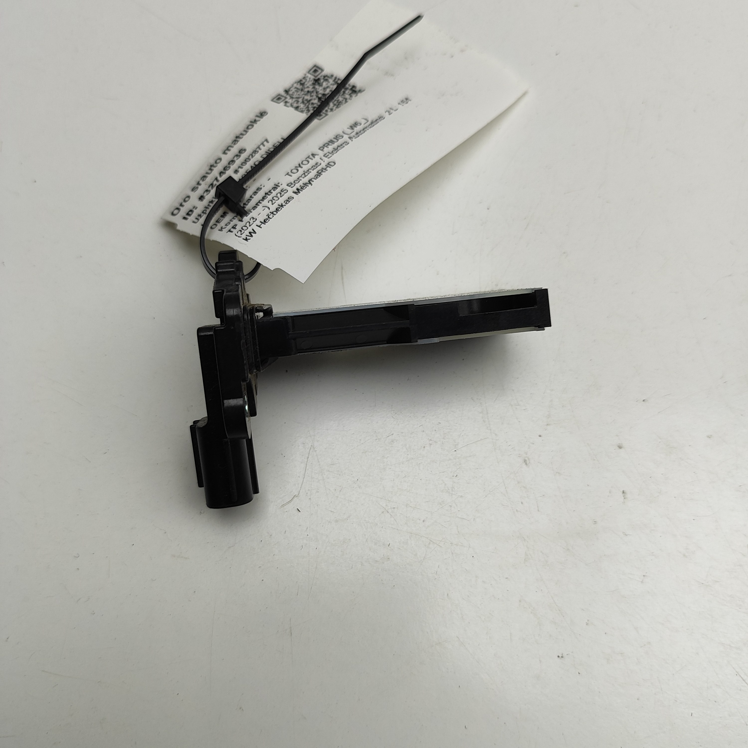 Mass air flow sensor TOYOTA PRIUS (_W6_) 2.0 PHEV (MXWH61L, MXWH61 ...