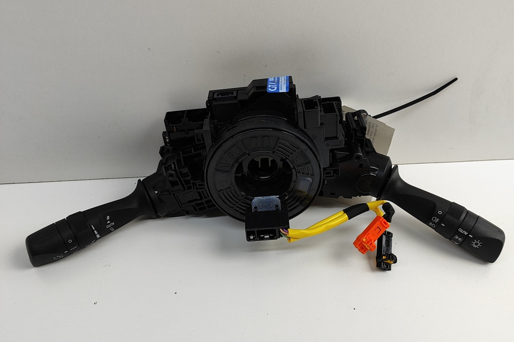 Comutador piscas / escovas TOYOTA LAND CRUISER PRADO (_J15_) 2.8 D-4D (GDJ150_, GDJ155_, GDJ150 ...