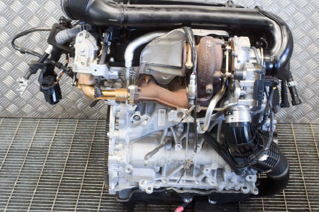 Moteur BMW X1 (F48) xDrive 18 d 17076846 | B-Parts