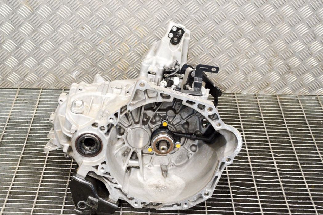 Manual gearbox KIA SPORTAGE IV (QL, QLE) 1.6 GDI 6925026 | B-Parts