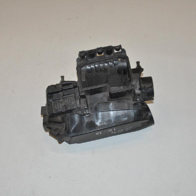Air filter box MERCEDES-BENZ C-CLASS (W204) C 180 CGI (204.031) 6729405 ...