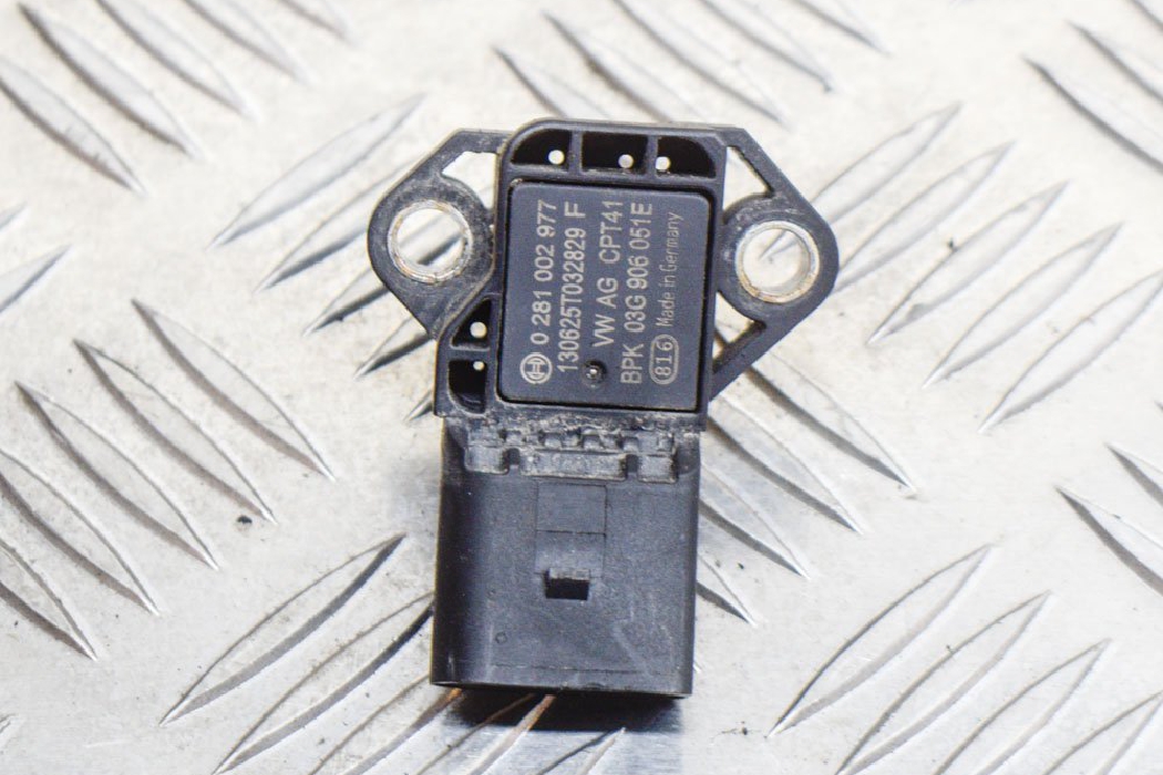 Electronic sensor AUDI A6 C7 (4G2, 4GC) 2.0 TDI 7735641 | B-Parts