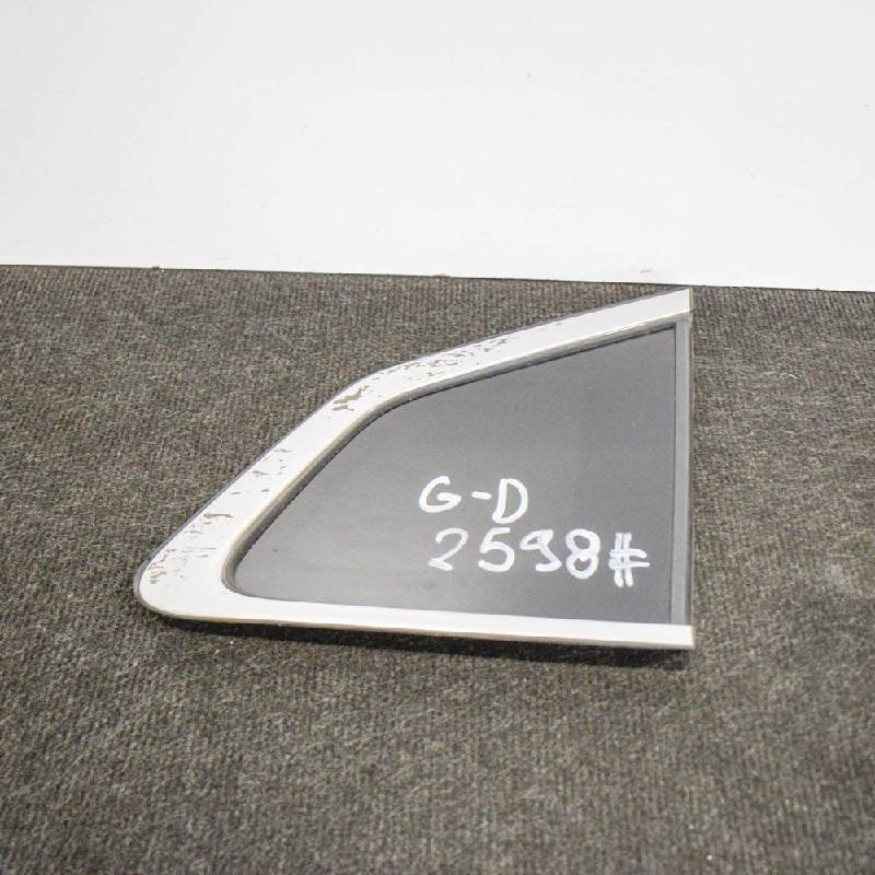 Rear right quarter glass NISSAN QASHQAI II SUV (J11, J11_) 1.2 DIG-T ...