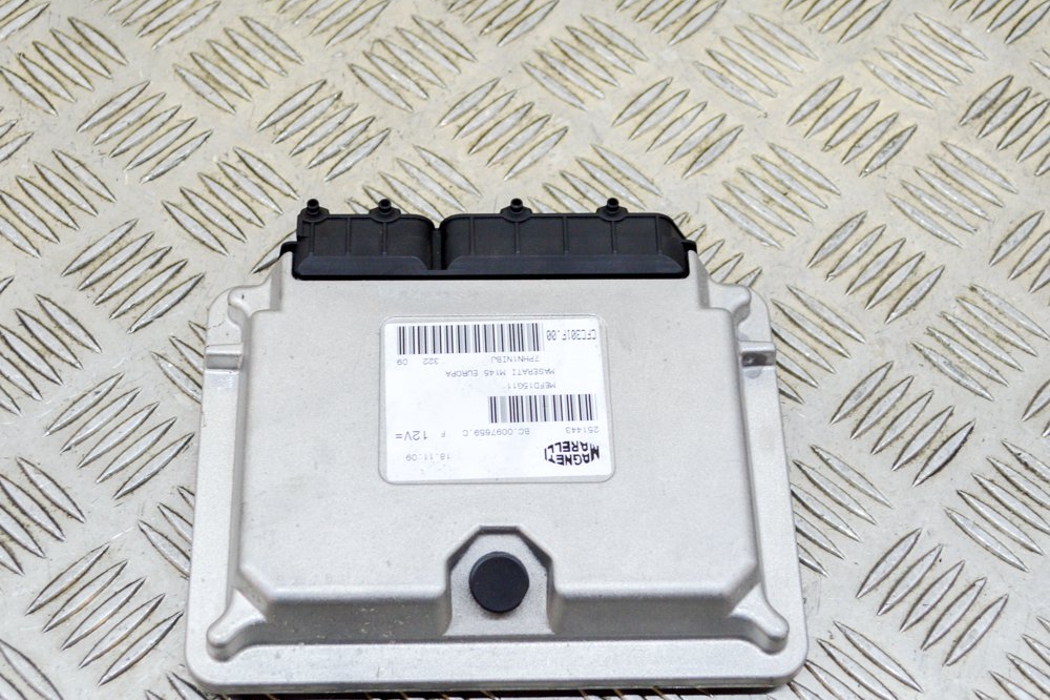 Manual gearbox ECU MASERATI GRAN TURISMO 4.7 8145703 | B-Parts