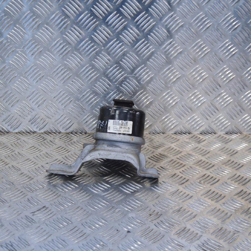 Engine mount VOLVO XC70 II (136) D4 AWD 6760879 | B-Parts