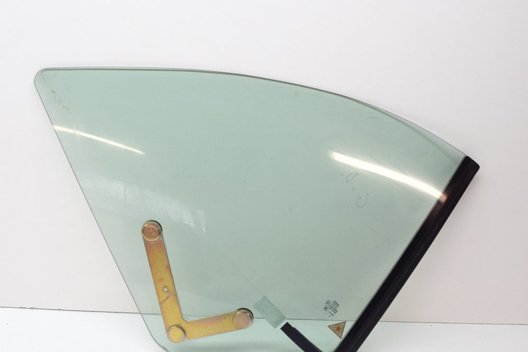 Vitre trimestre arrière aroite AUDI A4 B6 Convertible (8H7) 1.8 T ...