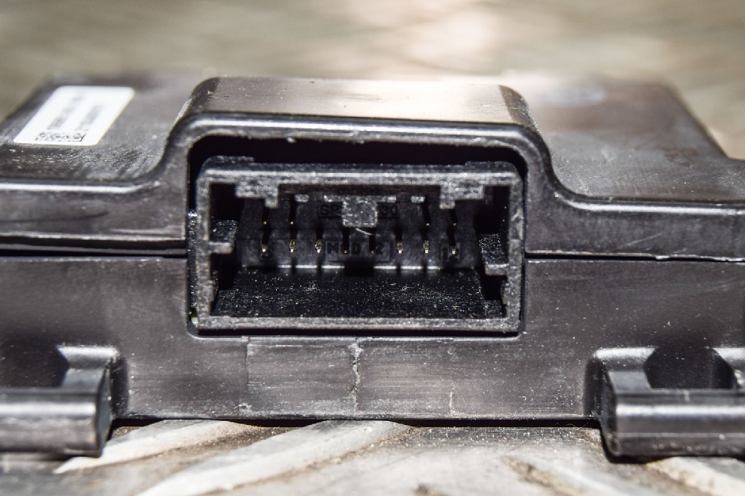 Control unit TESLA MODEL S (5YJS) P85 TESLA: 1069651-00-D | B-Parts