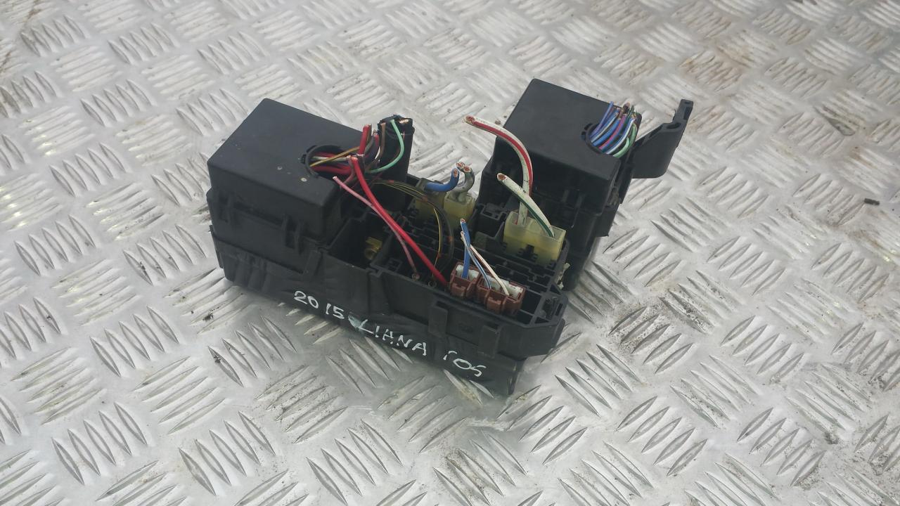 Fuse box SUZUKI LIANA (ER, RH_) 1.6 (RH 416) 9886166 | B-Parts