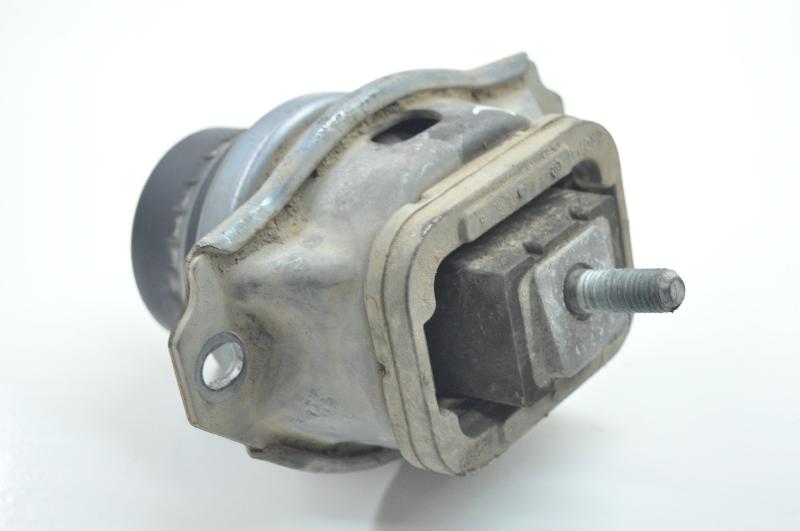 Engine mount LAND ROVER RANGE ROVER SPORT I (L320) 3.0 D 4x4 9865108 ...