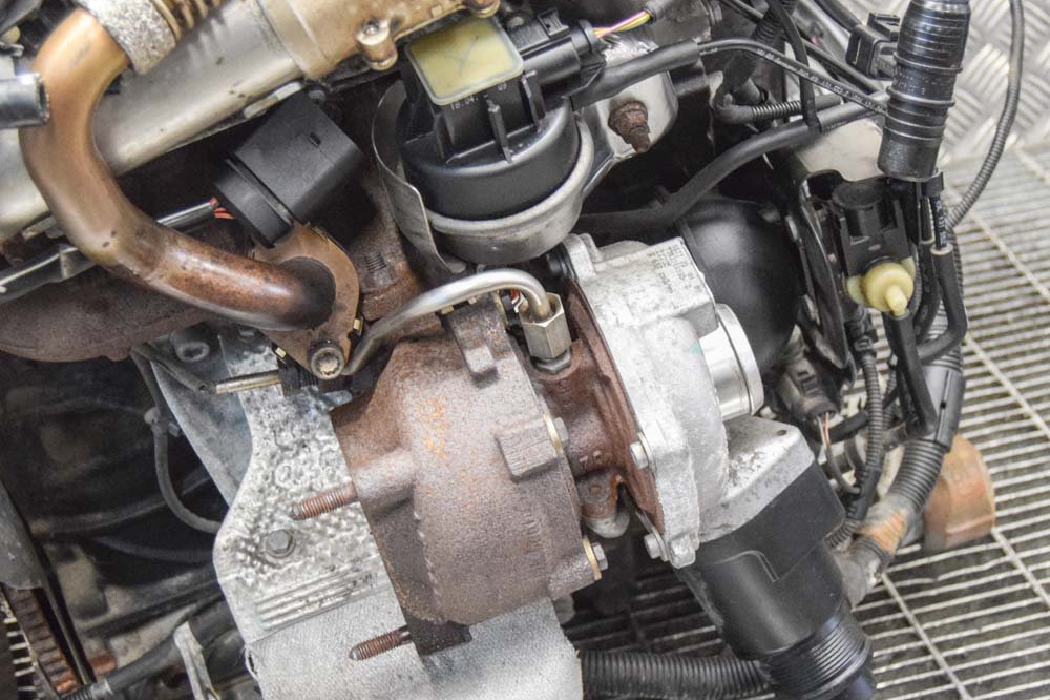 Engine AUDI A4 B8 (8K2) 2.0 TDI AUDI: CAGA | B-Parts