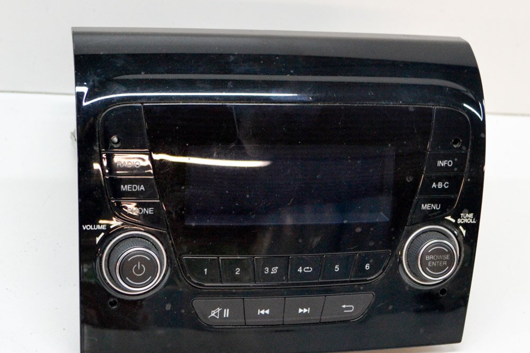 Radio PEUGEOT BOXER Van 2.2 HDi 130 8145794 | B-Parts