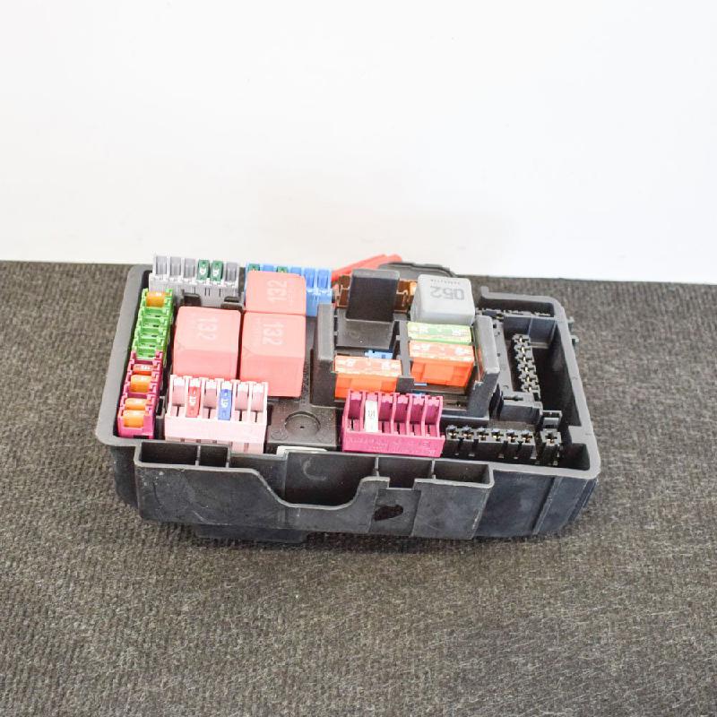 Fuse box MERCEDES-BENZ C-CLASS (W205) C 200 (205.042) 6752540 | B-Parts