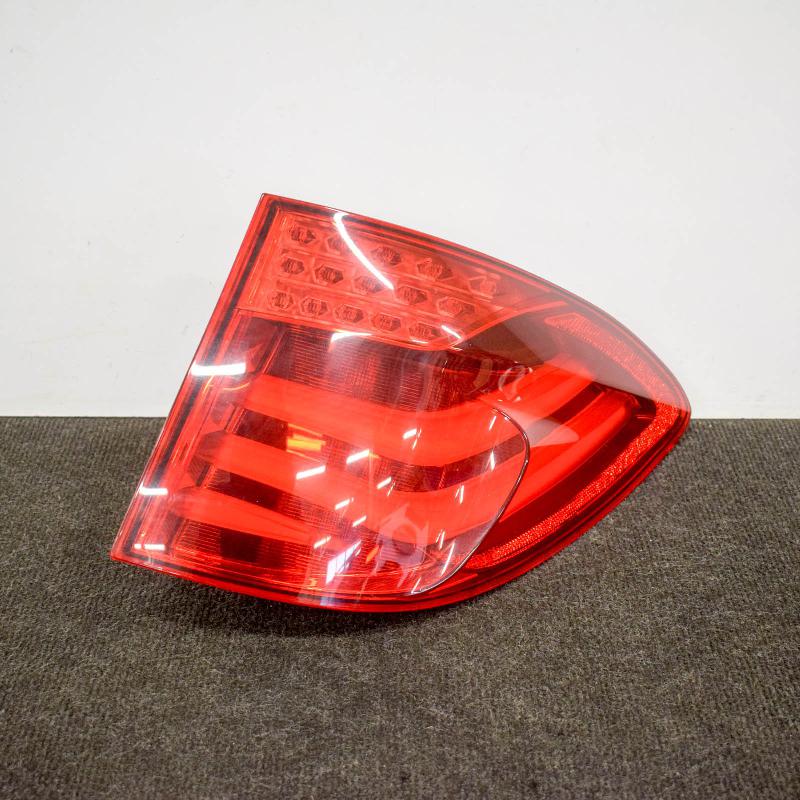 Right taillight BMW 5 Gran Turismo (F07) 530 d 7735339 | B-Parts