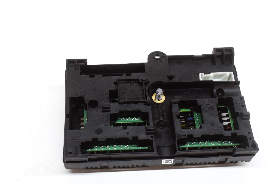 Fuse box BMW X3 (G01, F97) xDrive 20 d 7798261 | B-Parts