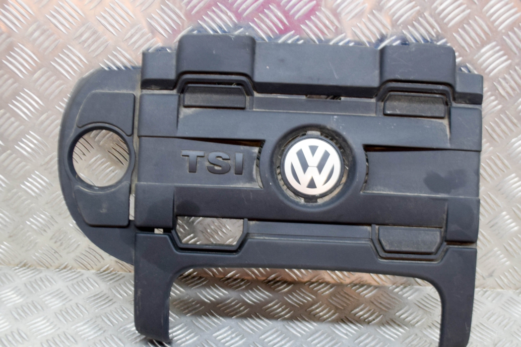 Engine cover VW PASSAT B7 (362) 1.4 TSI 8145398 | B-Parts