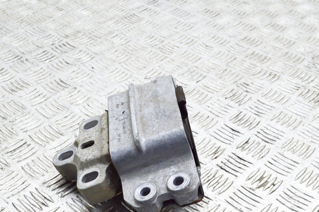 Engine mount VW TIGUAN (5N_) 2.0 TDI 4motion 8838188 | B-Parts
