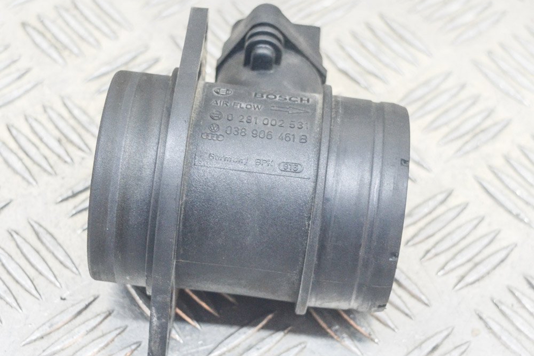 Mass air flow sensor VW PASSAT B6 Variant (3C5) 1.9 TDI 7698339 | B-Parts