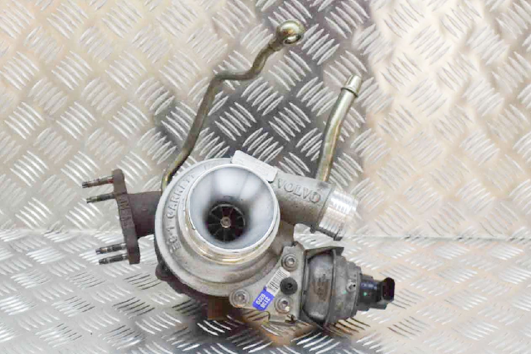 Turbocharger/Supercharger VOLVO V40 Hatchback (525) D4 6769838 | B-Parts