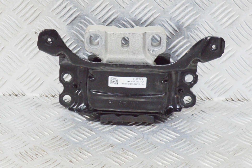 Engine mount AUDI Q3 (8UB, 8UG) 2.0 TDI quattro 6769381 | B-Parts