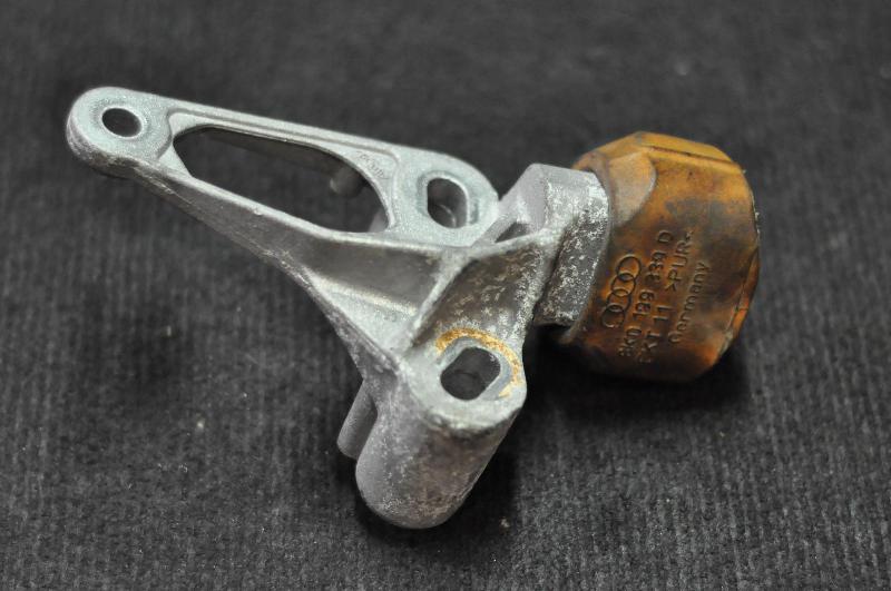 Apoio do motor AUDI A5 (8T3) 2.0 TDI 6721589 | B-Parts