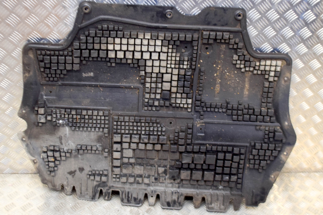 Engine cover SKODA SUPERB II Estate (3T5) 2.0 TDI 16V 8841578 | B-Parts