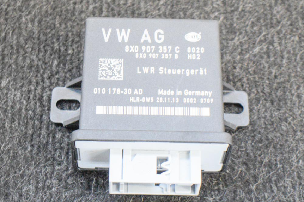 Control unit AUDI Q3 (8UB, 8UG) 2.0 TDI quattro 6763664 | B-Parts