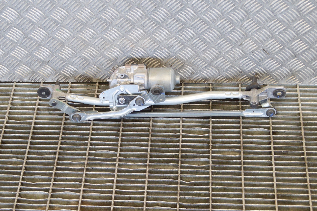Front wipers mechanism AUDI A6 C7 (4G2, 4GC) 2.0 TDI 6765748 | B-Parts
