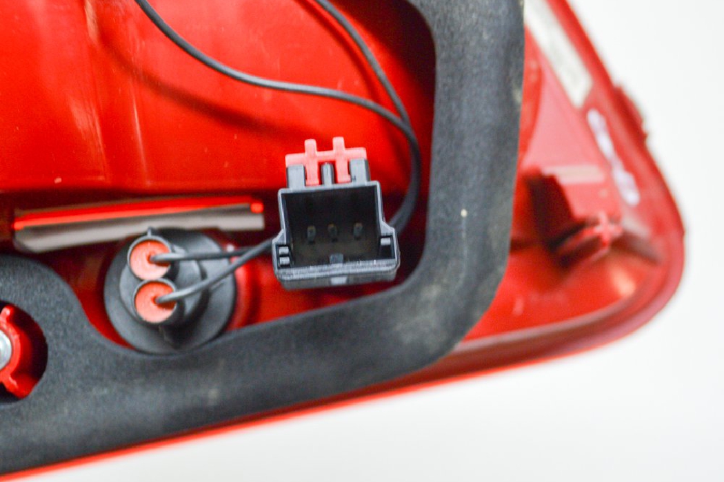 Right tailgate light VW TOUAREG (7P5, 7P6) 3.0 V6 TDI VW: 7P6945094B ...