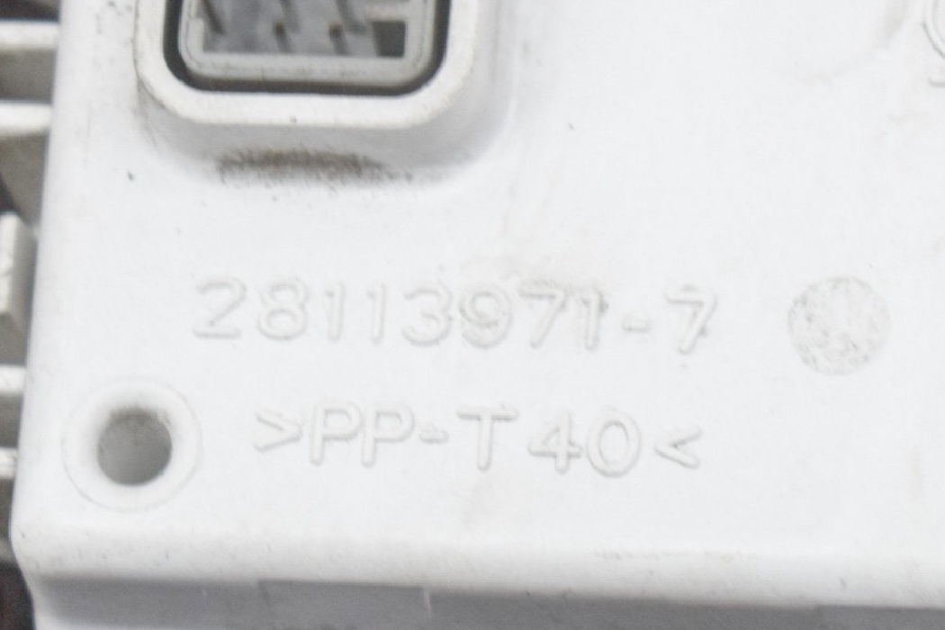 Radio RENAULT MASTER III Van (FV) 2.3 dCi 100 FWD (FV0A, FV0B, FV0G ...