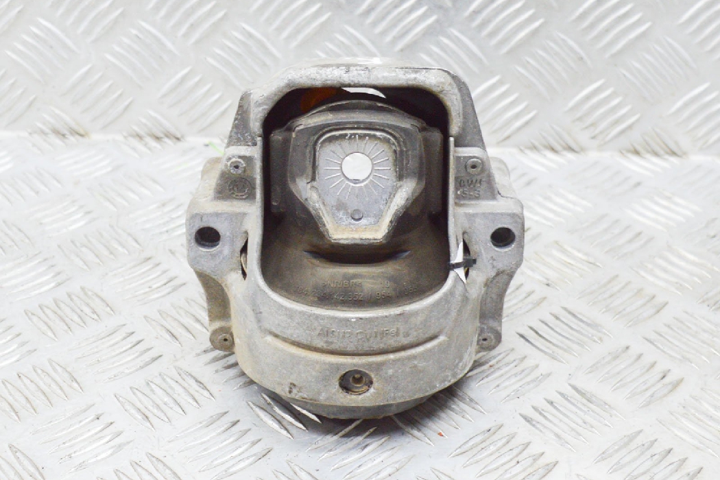 Engine mount AUDI Q5 (8RB) SQ5 TDI quattro 6769757 | B-Parts