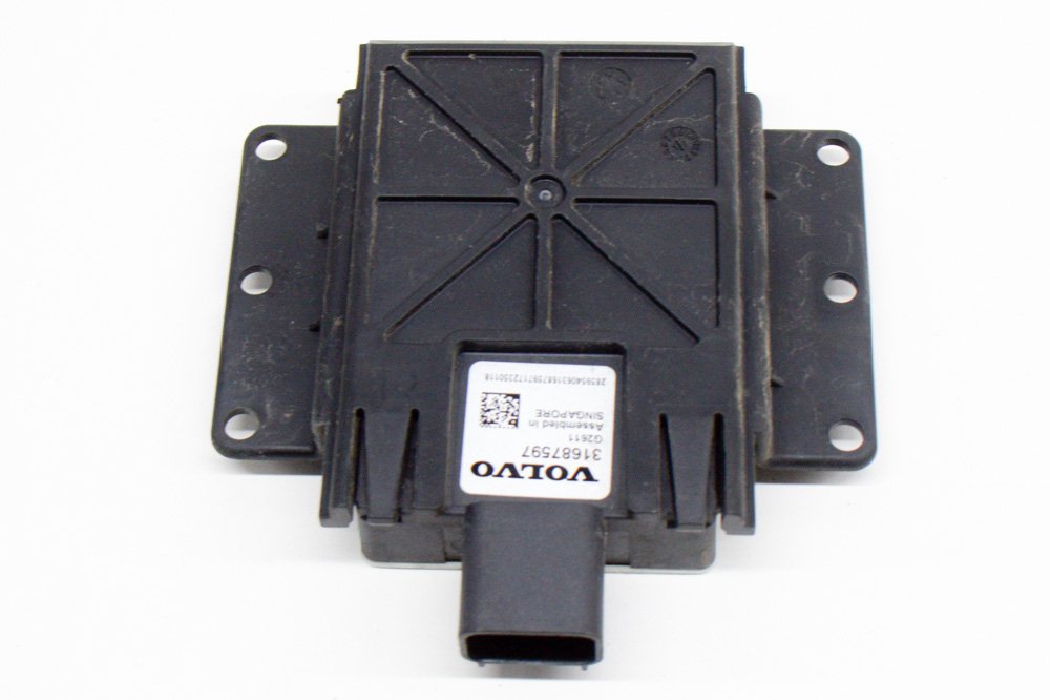 Centralina VOLVO V60 I (155) D4 6767998 | B-Parts