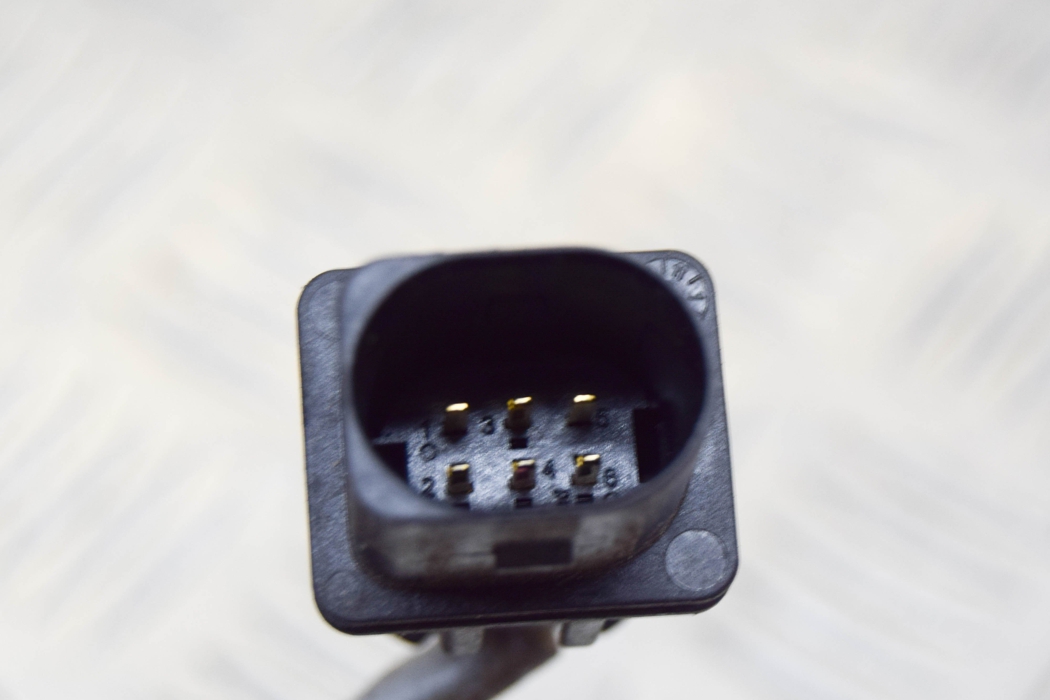 Electronic sensor AUDI A6 C7 Avant (4G5, 4GD) 2.0 TDI AUDI: 0281004191 ...
