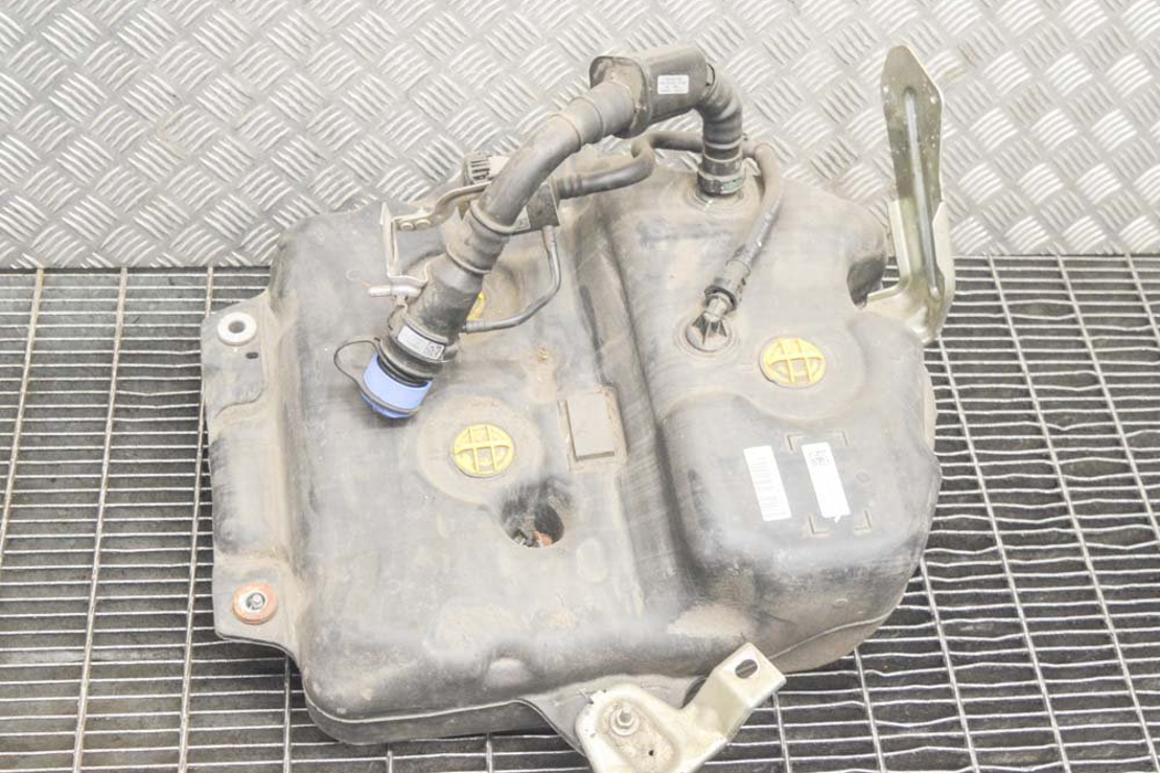 AdBlue-Tank MERCEDES-BENZ C-CLASS (W205) C 220 BlueTEC / d (205.002 ...