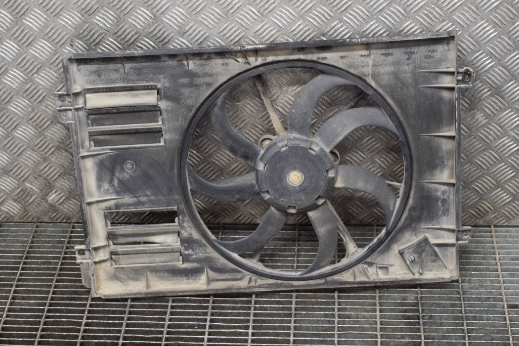 Radiator fan SKODA OCTAVIA II Combi (1Z5) 1.6 TDI SKODA: 1K0121205AC ...